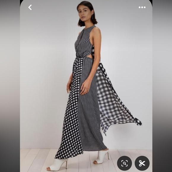 The KIT | Dresses | Nwt The Kit Anna Dress Rare To Find Dark Floral ...